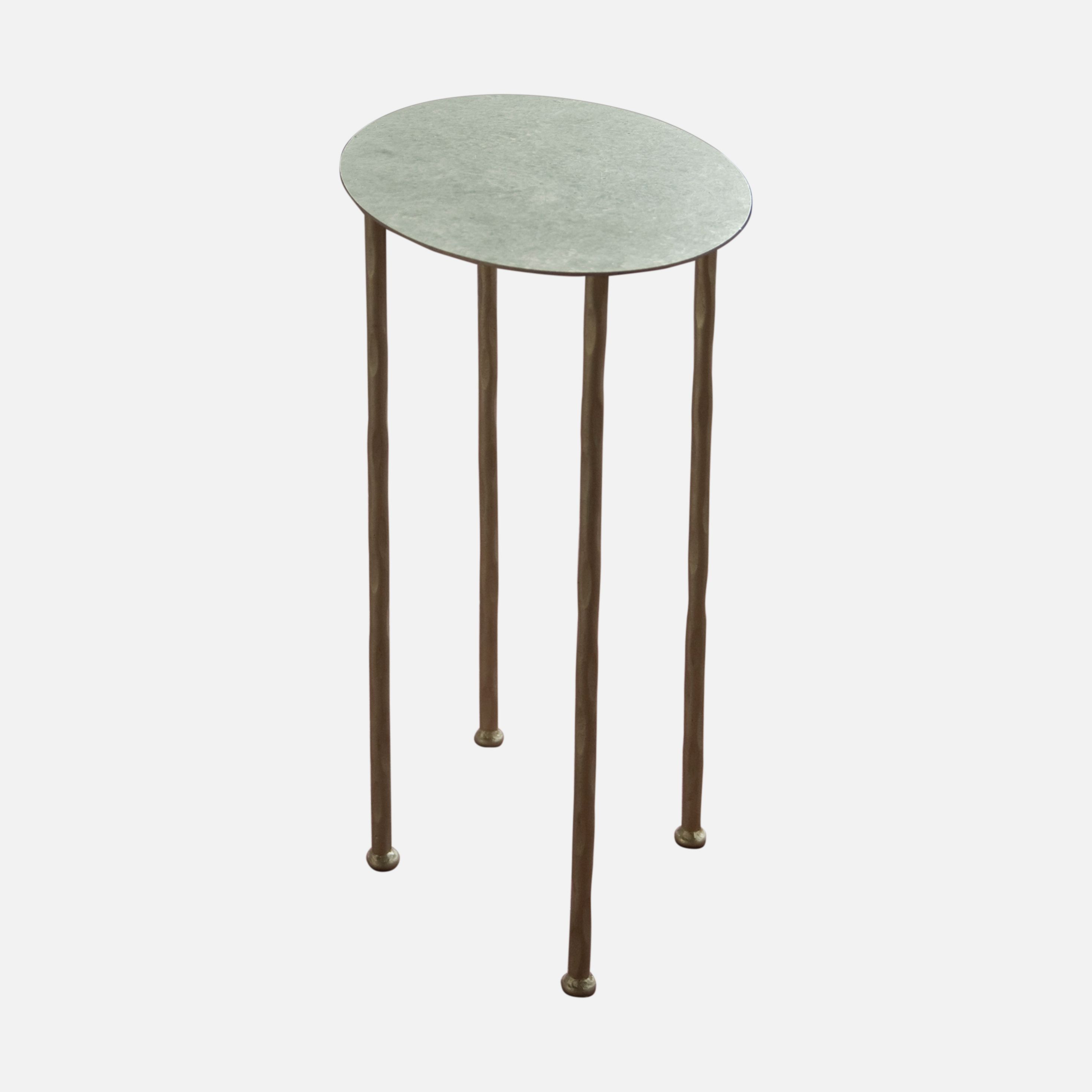 The Expert - Mihn Drinks Table